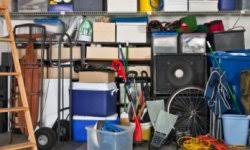 英和画像辞典：(in a mess, unorganized)の関連画像一覧！